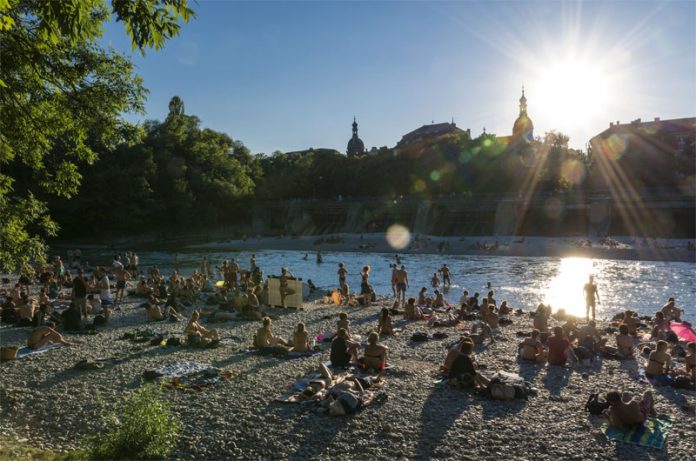 Swim to Work on the Isar: Alternative Urban Commuting